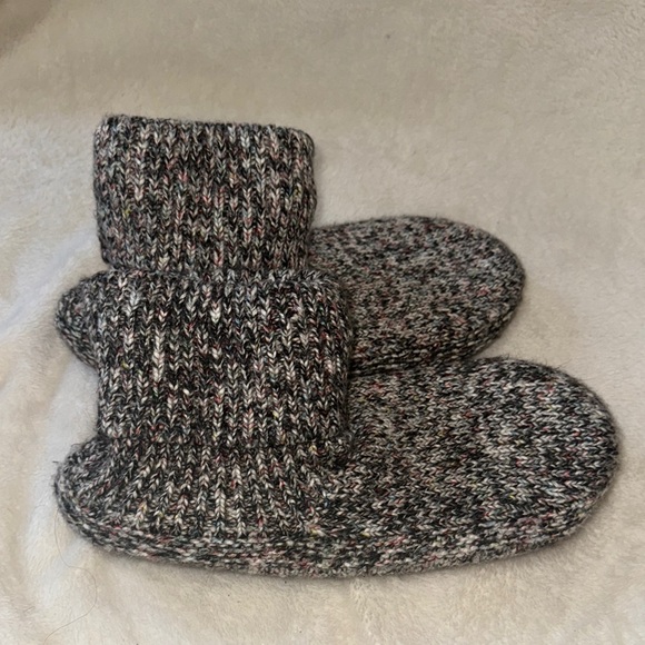 Bombas | Shoes | Bombas Cozy Knit Slipper Socks | Poshmark